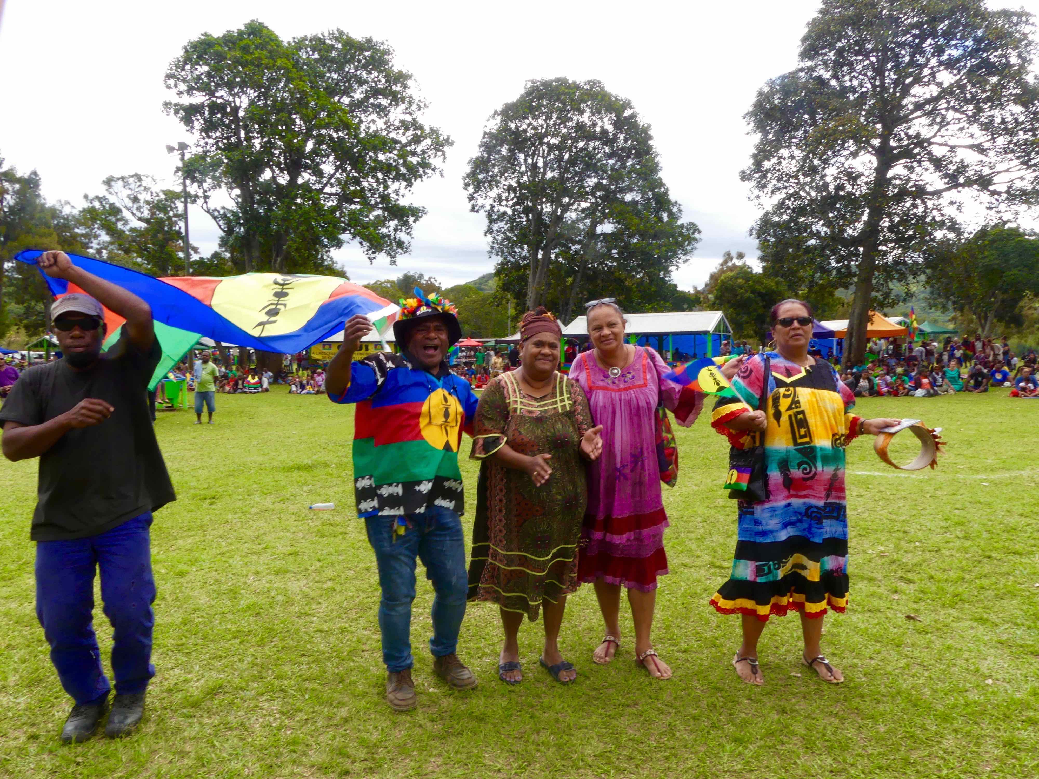 Dumbéa : une foule de spectateurs au concert pour l'indépendance | Les ...