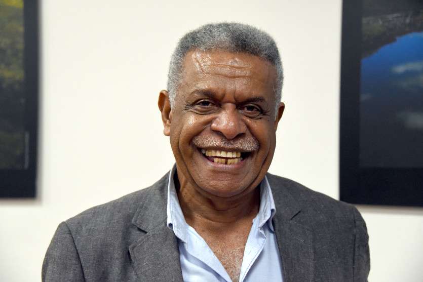 Pour l’UNI, " Louis Mapou a toute la légitimité pour être à la tête du ...