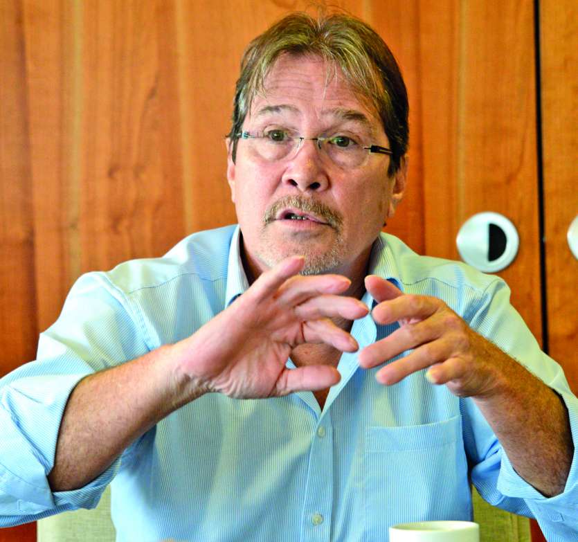 Philippe Michel et le secrétaire général de la province Sud auditionnés ...