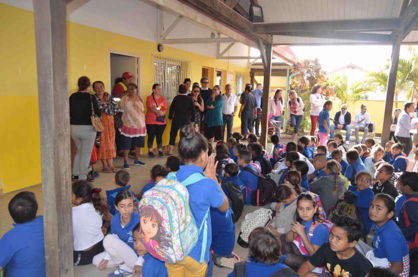 Rentrée à James-Paddon : les élèves ont été accueillis ce matin par les ...