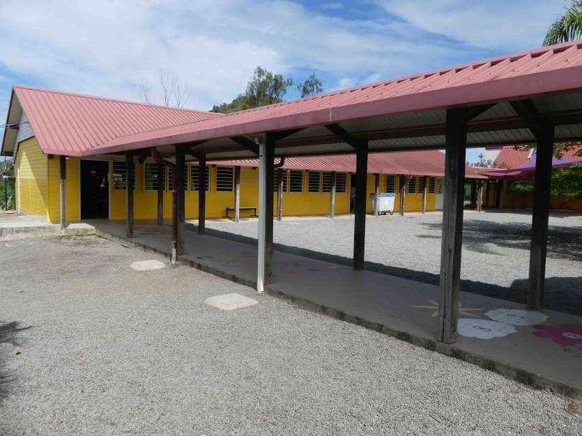 Débrayage à l'école James-Paddon, à Païta | Les Nouvelles Calédoniennes